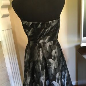 White House Black Market | Dresses | Whbm Strapless Cocktail Dress | Poshmark